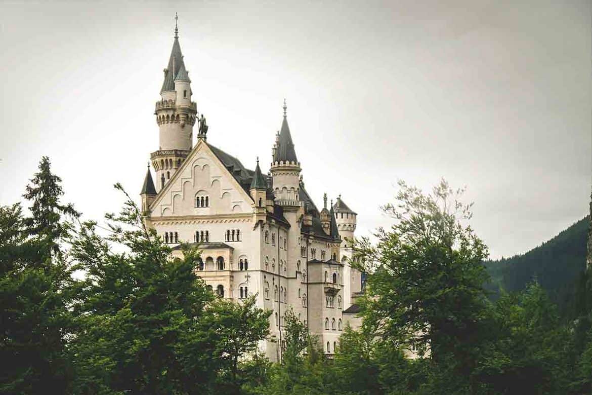 10 essential tips to visit the REAL Disney castle in Germany ...