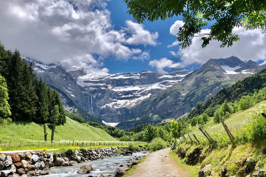 French Aires- everything you need to know about free motorhome ...